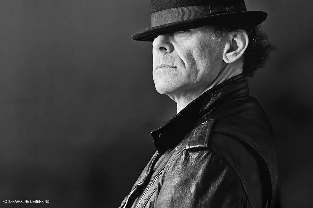 Intervista a Paolo Nani, attore e regista di teatro